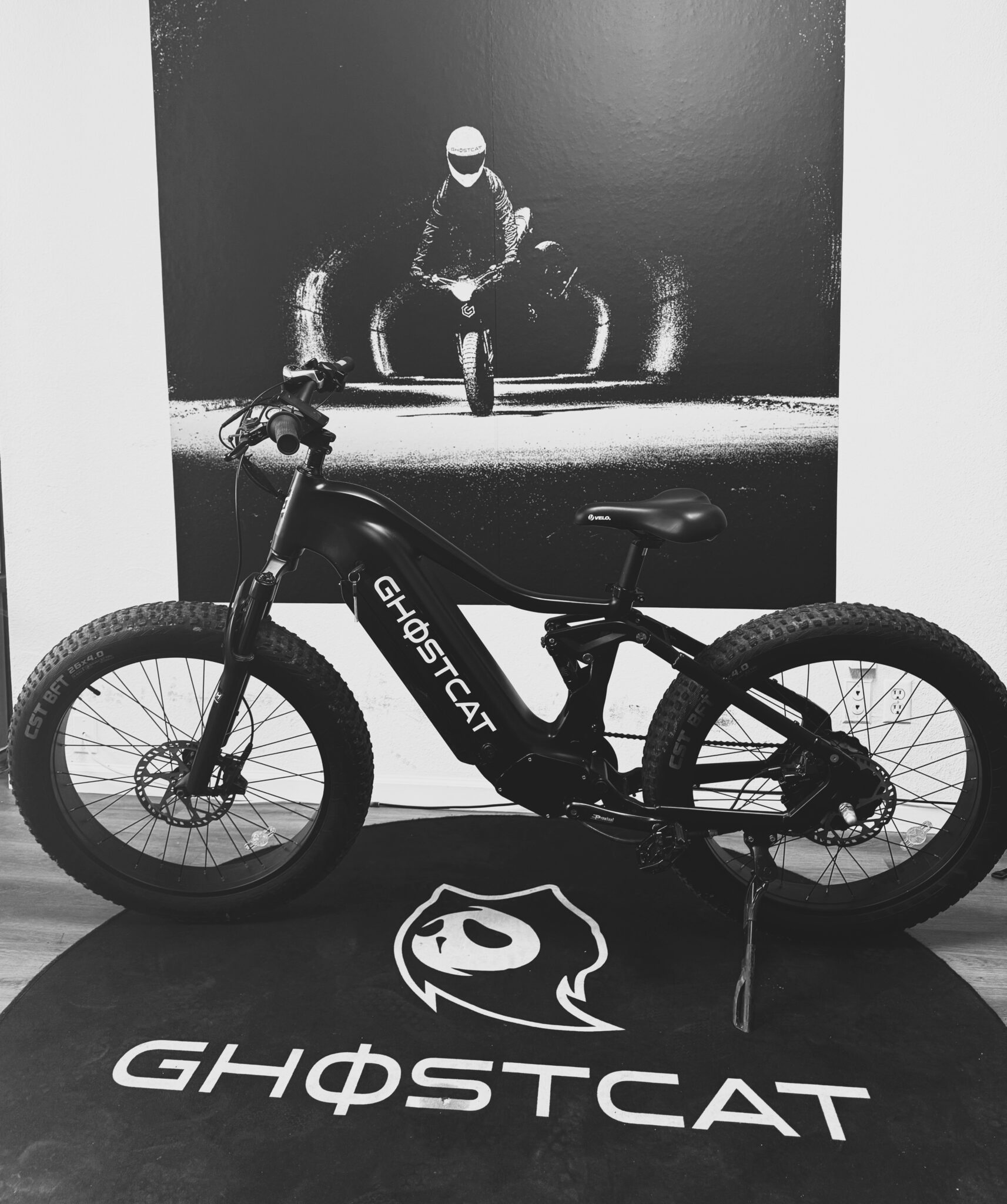 GhostCat Saber S1 High Performance Fat Tire 26*4 Mountain Bike ...